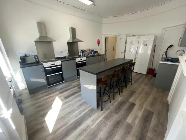 For Rent 1 Bedroom Shared Living/roommate London London DLS90545924