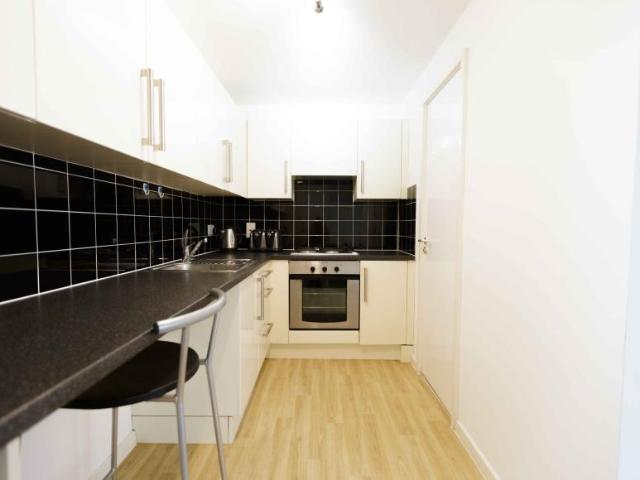 For Rent 1 Bedroom Shared Living/roommate London London DLS90547747