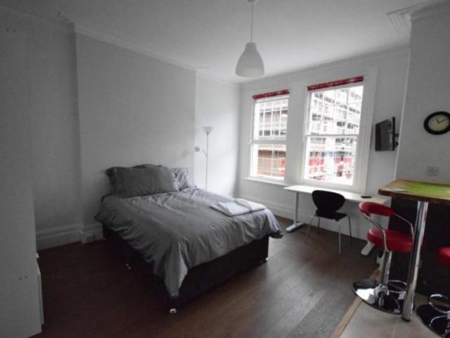 For Rent 1 Bedroom Shared Living/roommate London London DLS90560452