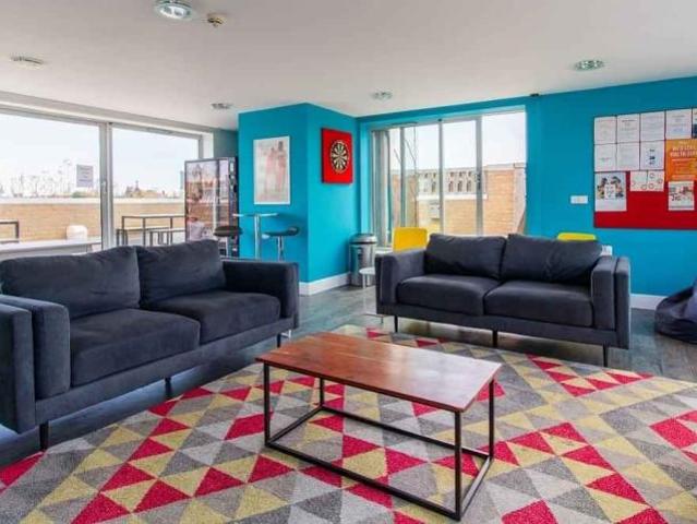 For Rent 1 Bedroom Shared Living/roommate London London DLS97672515