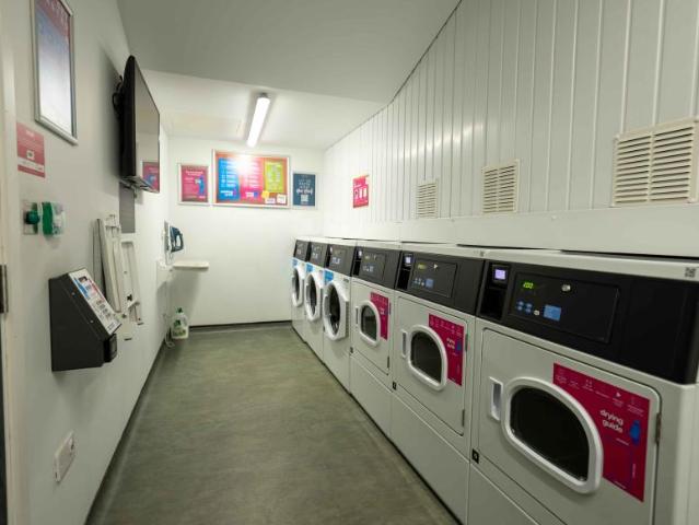 For Rent 1 Bedroom Shared Living/roommate London London DLS97765503