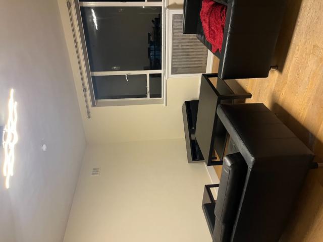 For Rent 1 Bedroom Shared Living/roommate London London DS69445236