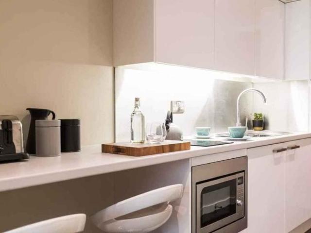 For Rent 1 Bedroom Shared Living/roommate London London DS90865332