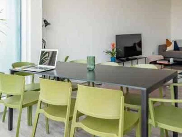 For Rent 1 Bedroom Shared Living/roommate London London DS97835102