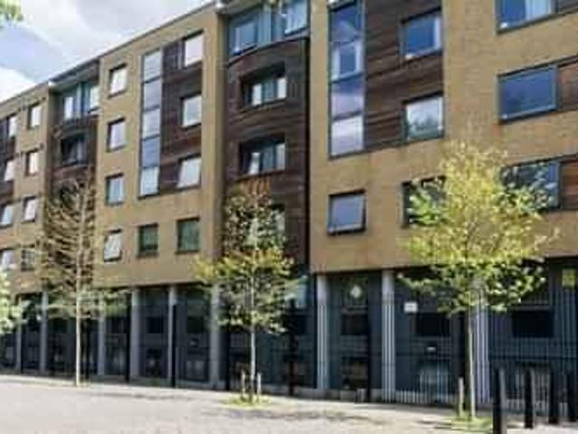 For Rent 1 Bedroom Shared Living/roommate London London DS99458084