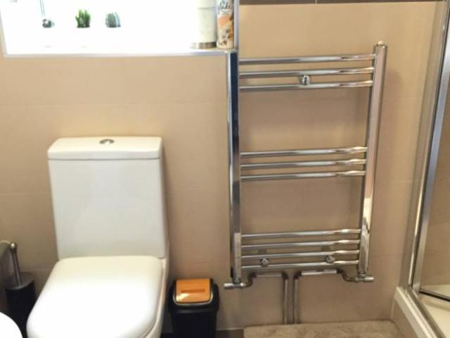 For Rent 1 Bedroom Shared Living/roommate London London DS101671263