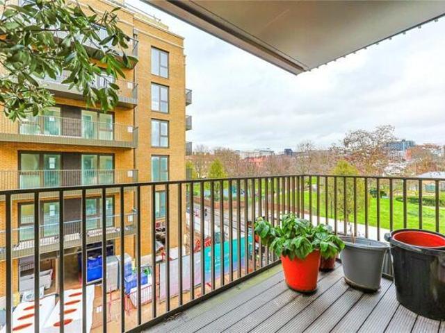 For Rent 1 Bedroom Shared Living/roommate London London DS101307272