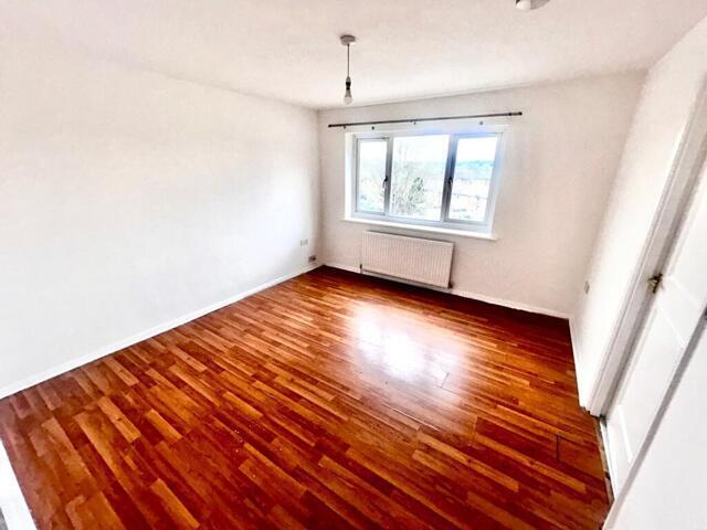 For Rent 1 Bedroom Shared Living/roommate Londres Great London DLS101688390