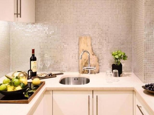 For Rent 1 Bedroom Shared Living/roommate Londres London DS100979350