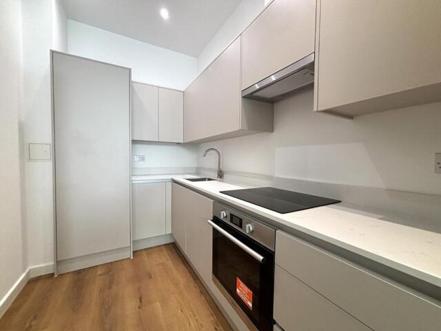 For Rent 1 Bedroom Shared Living/roommate Surrey Surrey DLS101120096
