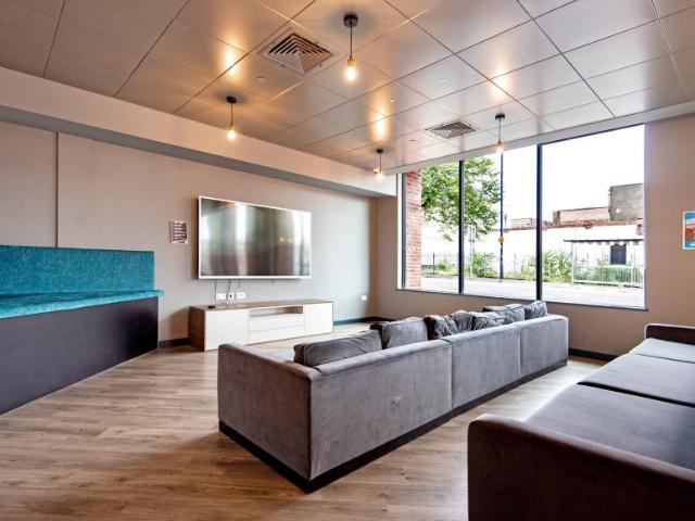 For Rent 1 Bedroom Shared Living/roommate Swansea Swansea DS99498156