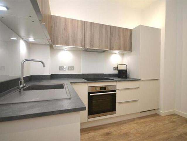 For Rent 1 Bedroom Shared Living/roommate Swindon Wiltshire DS102002259