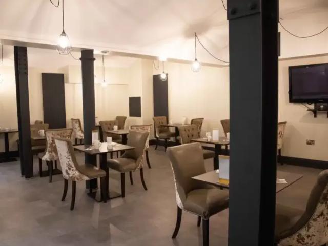 For Rent 1 Bedroom Shared Living/roommate Salford Salford DS99498466