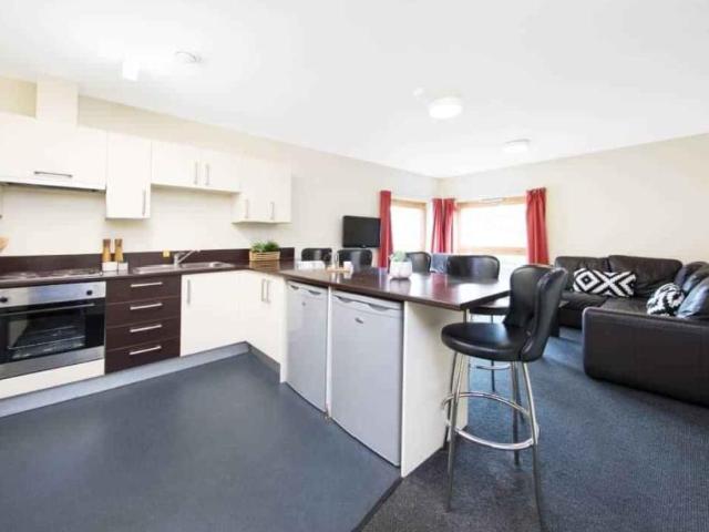 For Rent 1 Bedroom Shared Living/roommate Wolverhampton Wolverhampton DS90545207