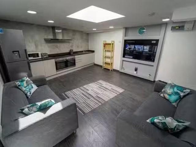 Rental! 1 BR North Road