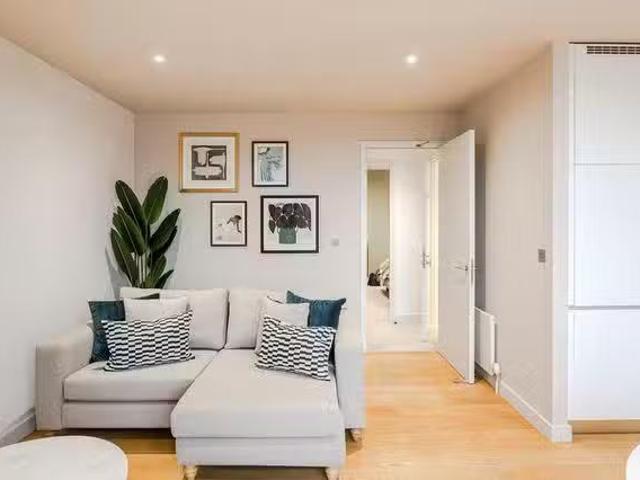 Just in! 1 BR Northdown Street