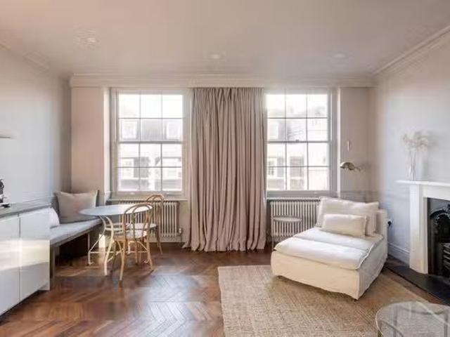 Just in! 1 BR Chilworth Street