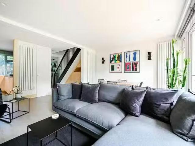 Cheap 1 BR Cooks Road, London