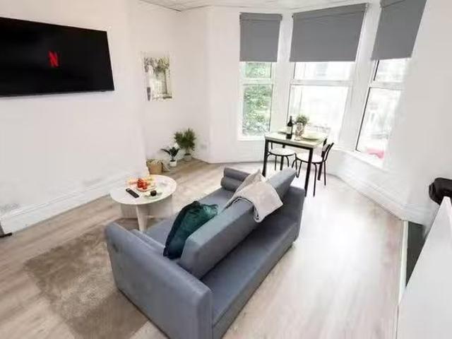New 1 BR Connaught Road