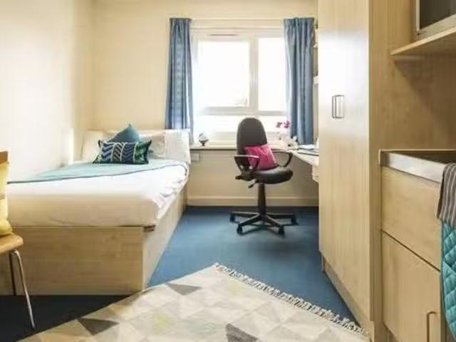 Charming 1 BR Go Britanya Mc Millan Residence GRN Silver E.