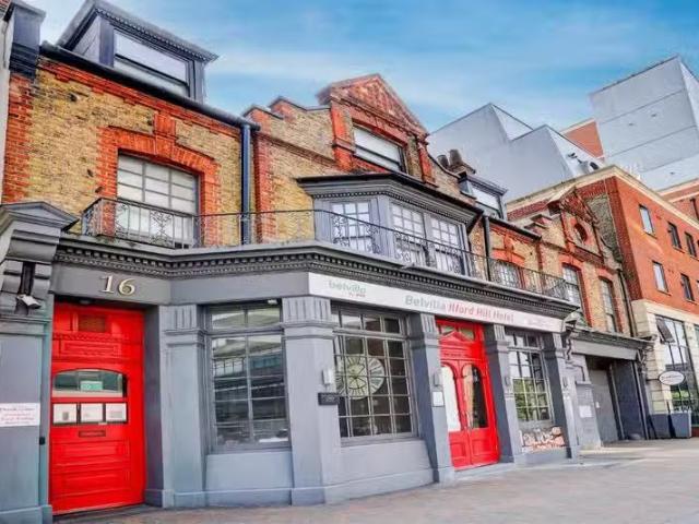 Nice 1 BR Hotel room for rent in Ilford Hill, Ilford, London.
