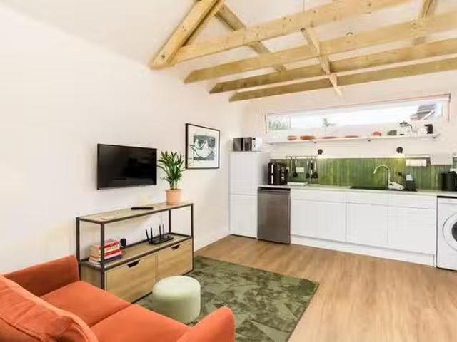 Rental! 1 BR Lewis Road