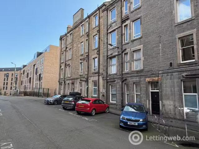 Deal! 1 BR Property to rent in 8/10, Bothwell Street, Edinburg.