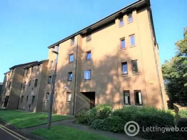 Unique 1 BR Property to rent in Boat Green, Canonmills, Edinbu.