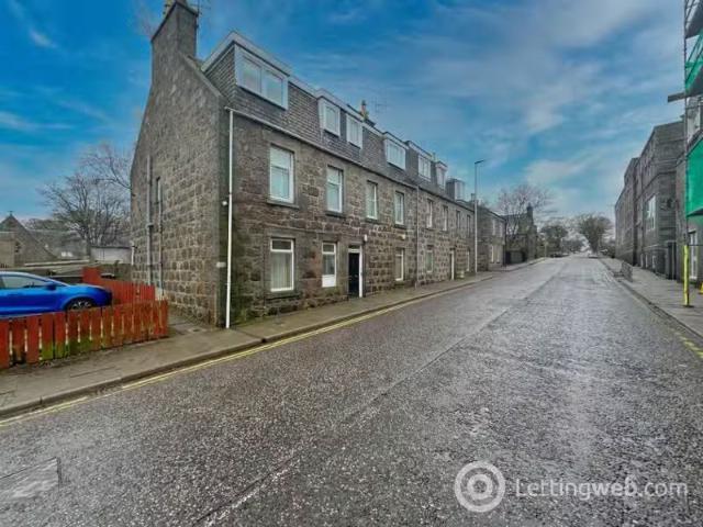 Charming 1 BR Property to rent in Bon Accord Street, City Cent.