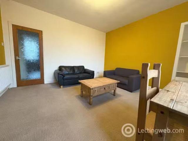 Deal! 1 BR Property to rent in Blackness Road, Dundee