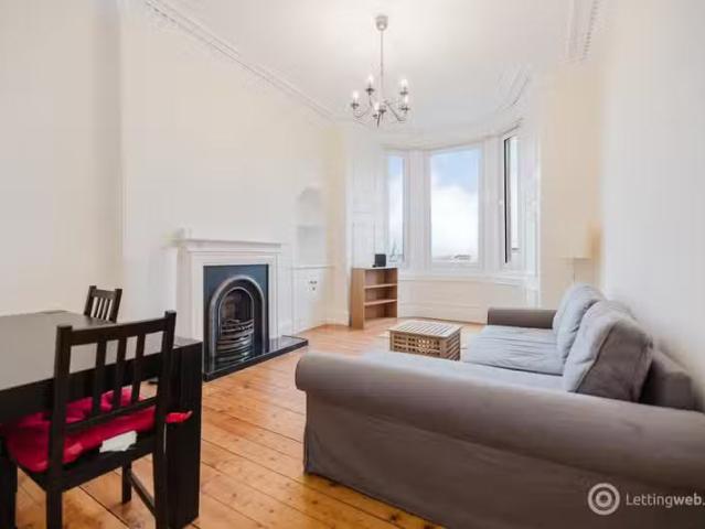 Deal! 1 BR Property to rent in Brunton Gardens, Edinburgh, EH7