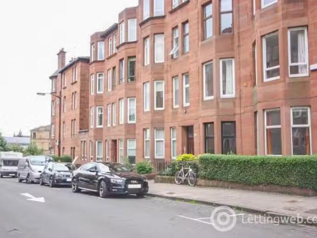 Cheap 1 BR Property to rent in Flat 0/2, 11 Nairn Street, Glas.
