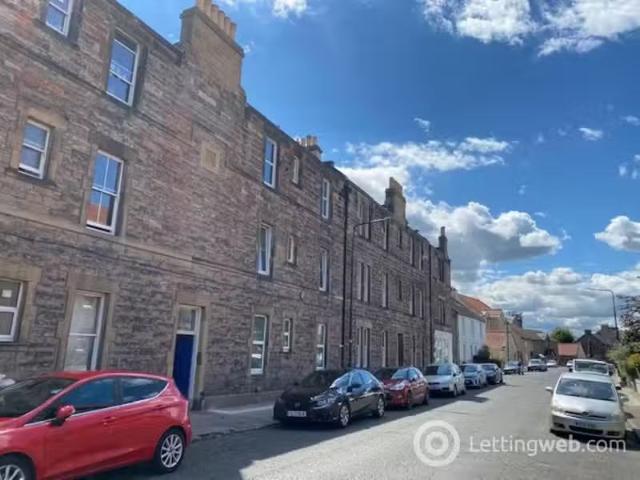 For Rent! 1 BR Property to rent in Millhill, Musselburgh, EH21.