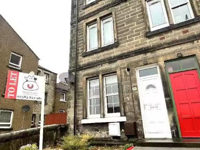 Deal! 1 BR Property to rent in Nethertown Broad Street, Dunfer.