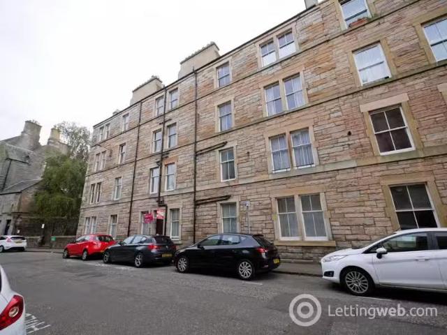 Rental! 1 BR Property to rent in Sciennes House Place, Newingt.
