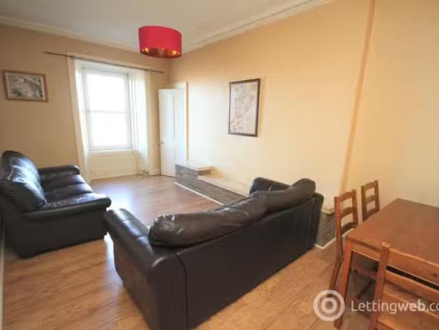 Unique 1 BR Property to rent in Seafield Road, Leith Links, Ed.