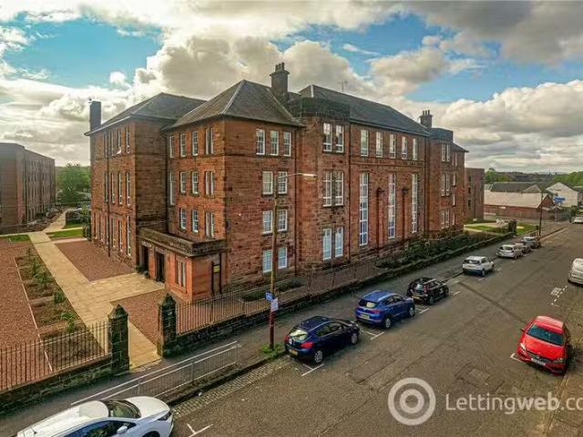 Deal! 1 BR Property to rent in Shakespeare Street, North Kelvi.