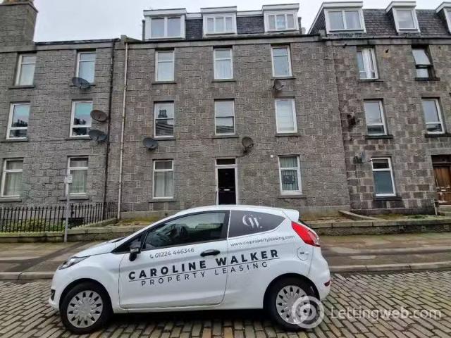 For Rent! 1 BR Property to rent in Summerfield Terrace, City C.