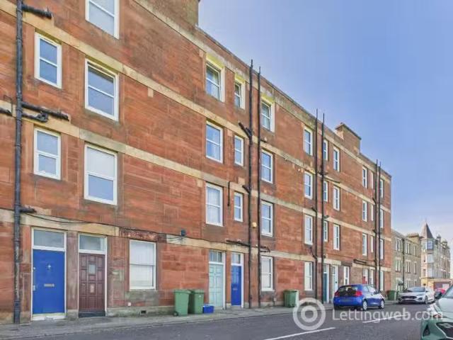 Cheap 1 BR Property to rent in Promenade, Musselburgh, East Lo.