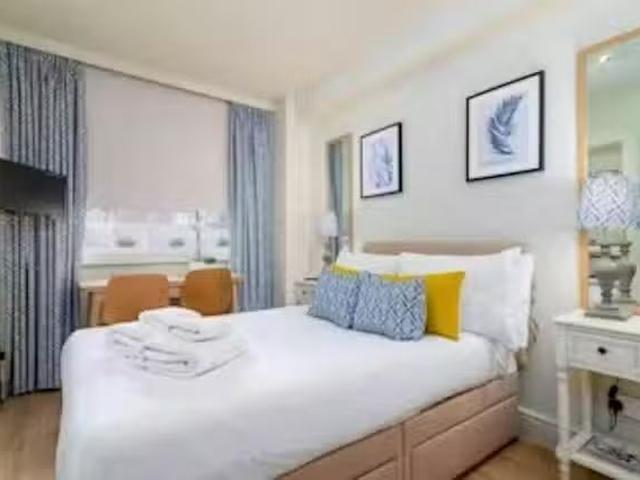 Unique 1 BR Sloane Avenue, London