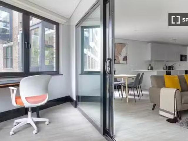 Cozy 1 BR 2 bedroom apartment for rent in Lambeth, London