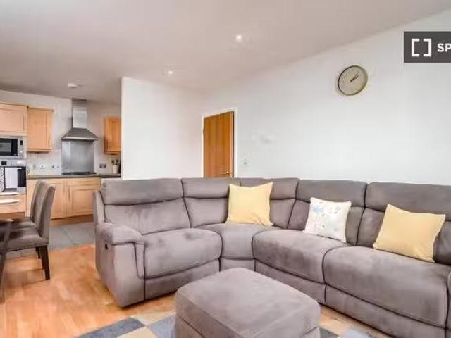 Cozy 1 BR 2 bedroom apartment for rent in Watford, London