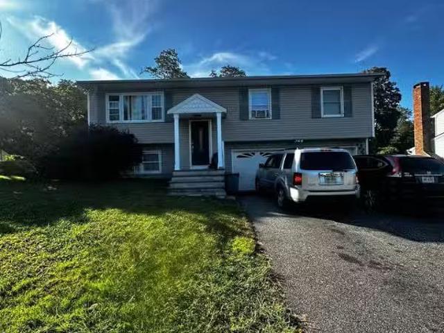 FOR RENT: 1 Pearsall Drive, Monroe, NY 10950 1 Pearsall Dr