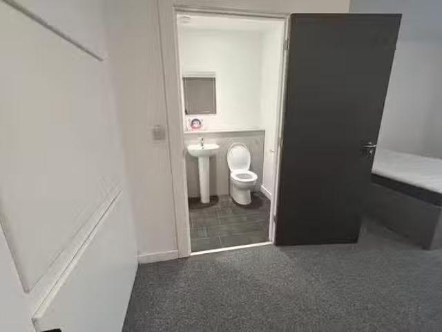 Just in! 1 Room Radford Mill 7 Bedroom Apartment