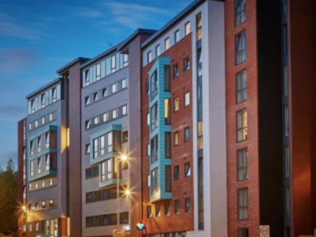 For Rent 20 Bedroom Shared Living/roommate Leeds Leeds DS90563841