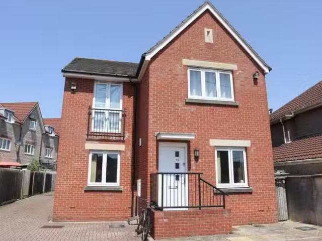 Nice 2 BA 1 bedroom apartment for rent in Fearnville Estate, C.