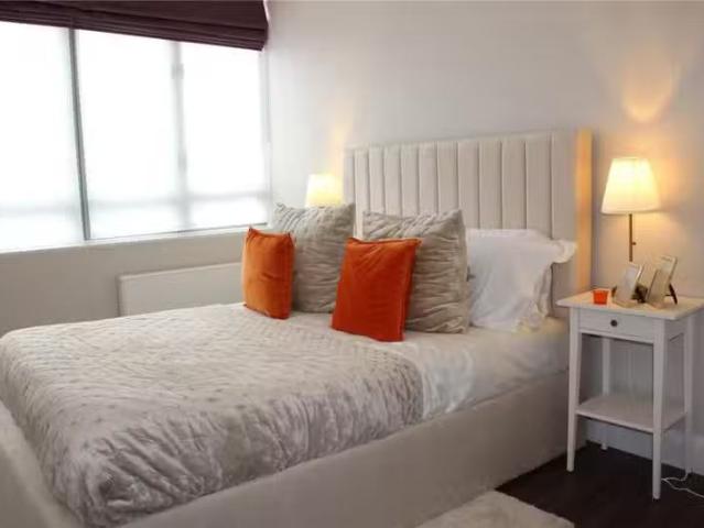 Unique 2 BA 2 bedroom apartment for rent in City Reach, London.