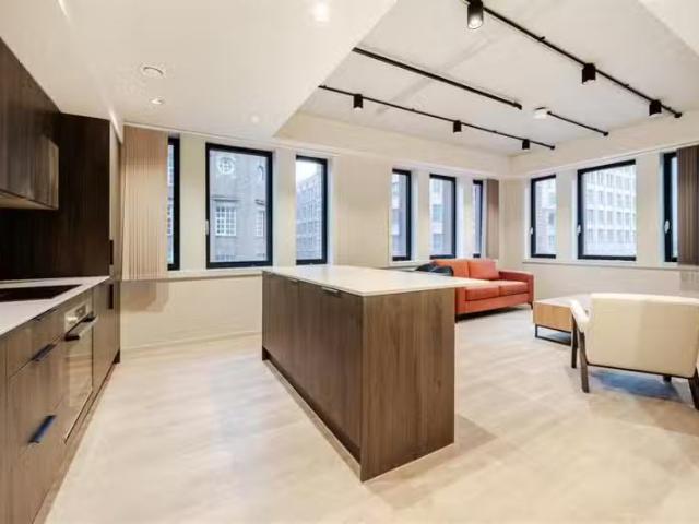Unique 2 BA 2 bedroom apartment for rent in SETL, Ludgate Hill.