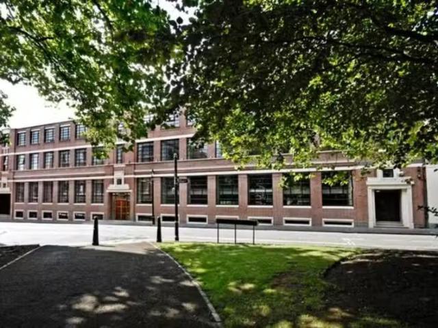 Cheap 2 BA 2 bedroom apartment for rent in St Pauls Place, 40.