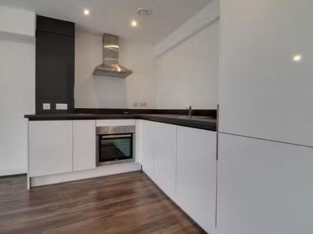 For Rent! 2 BA 2 bedroom apartment for rent in The Drapery, Fa.